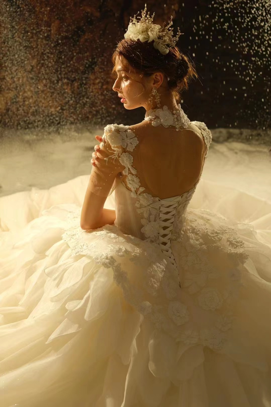 Accessorizing Your Wedding Dress: A Complete Guide - BelleAmore-Wedding ... Accessorizing Your Wedding Dress: A Complete Guide - BelleAmore-Wedding ...